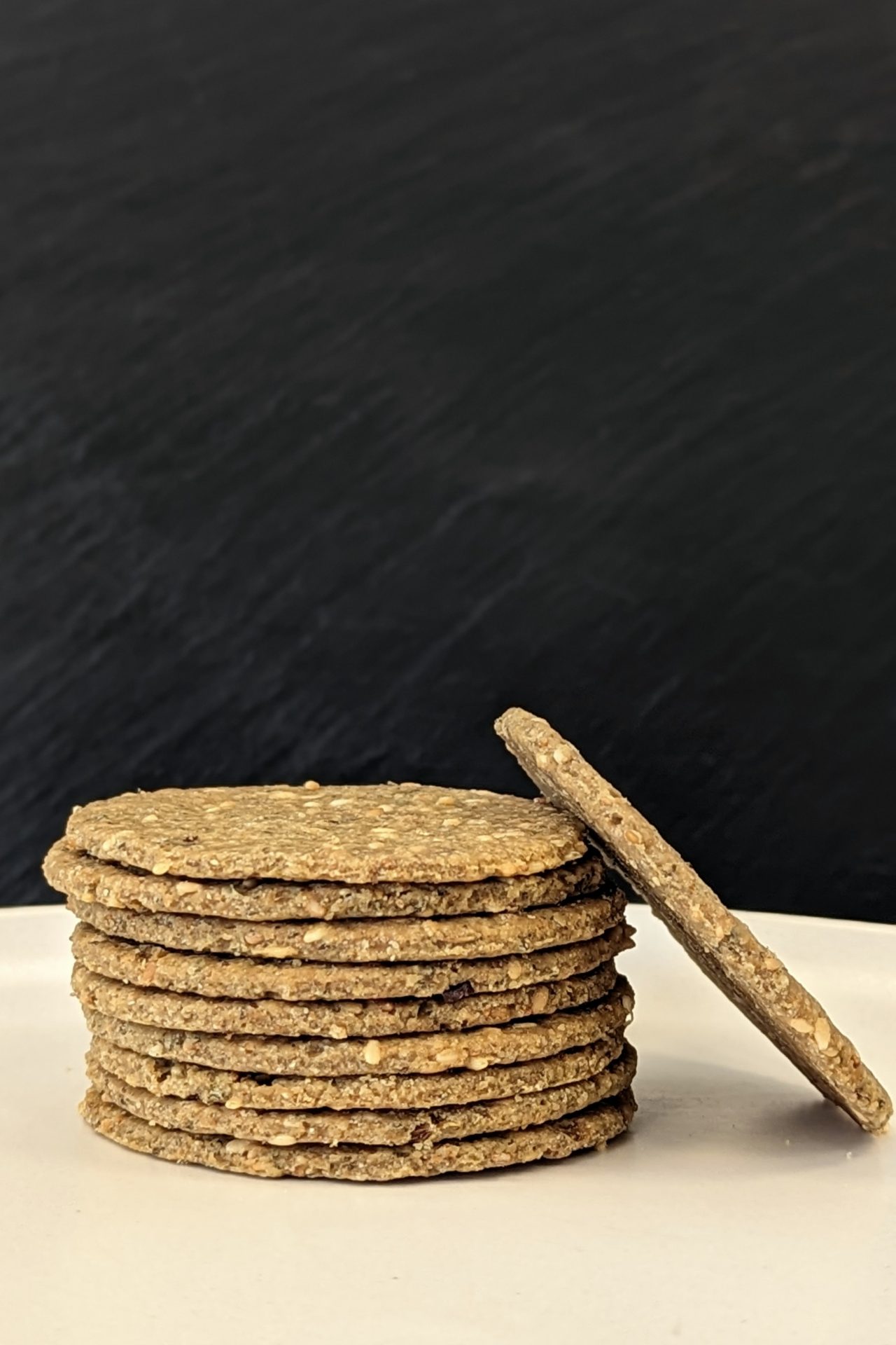zaatar crackers - teta's table